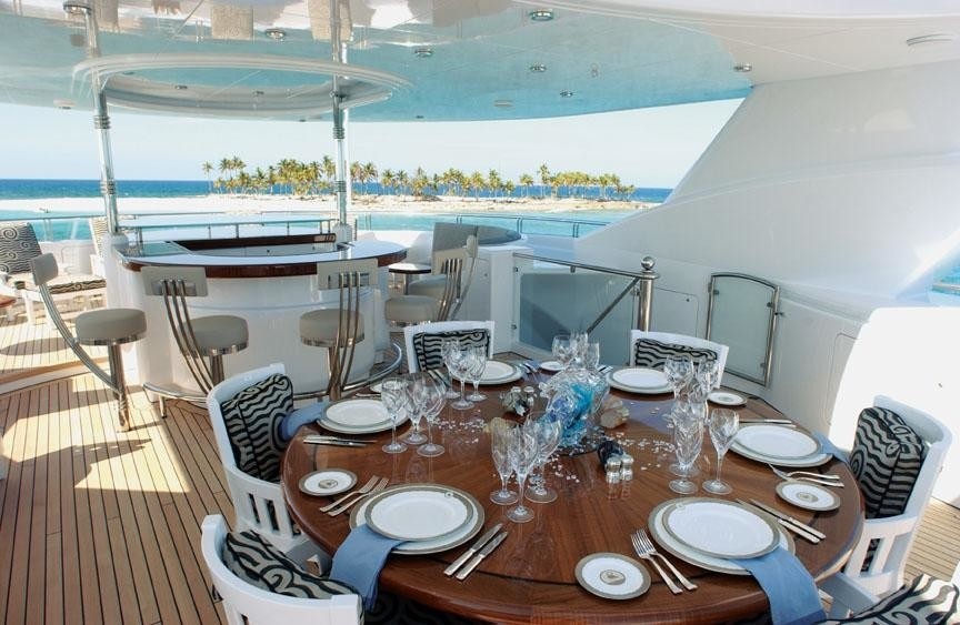 Yacht ALLEGRIA, Hakvoort Shipyard | CHARTERWORLD Luxury Superyacht Charters